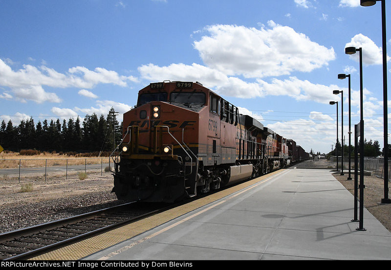 BNSF 6799